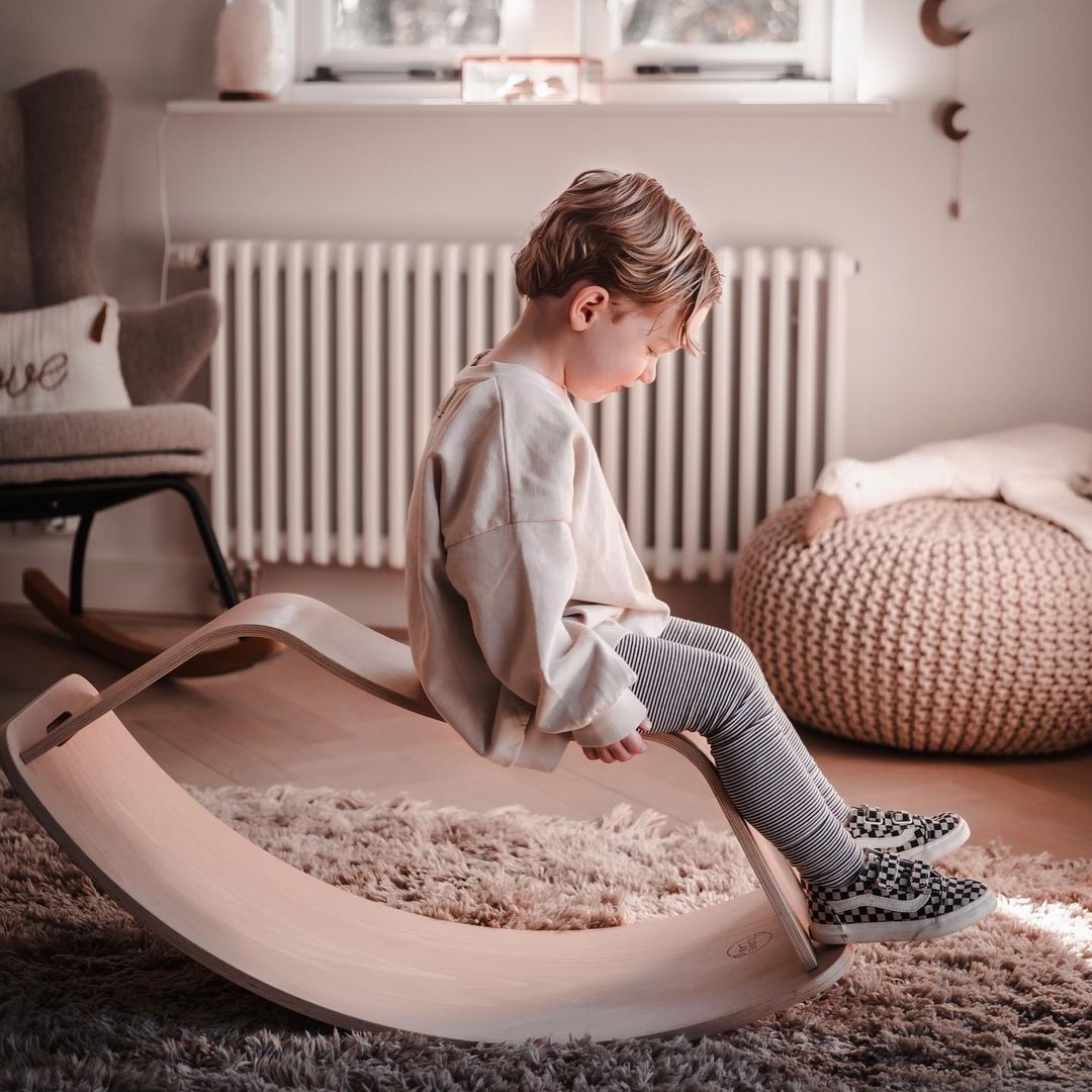 Why do we love rocking so much? – Curve-Lab